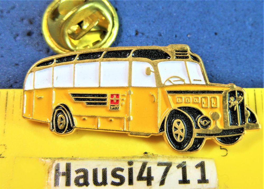 POSTAUTO PIN PTT SAURER SCHNAUZE CAR BUS | Kaufen auf Ricardo