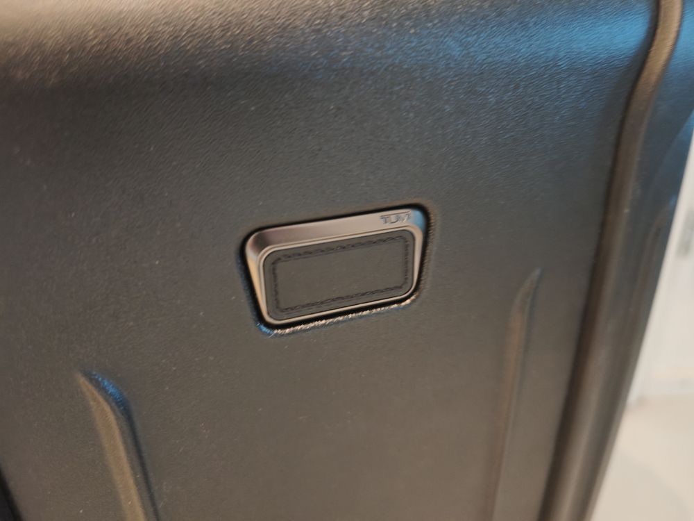 🛄 Tumi Handgepäck Koffer, wie neu! (Neu (gemäss Beschreibung)) in ...