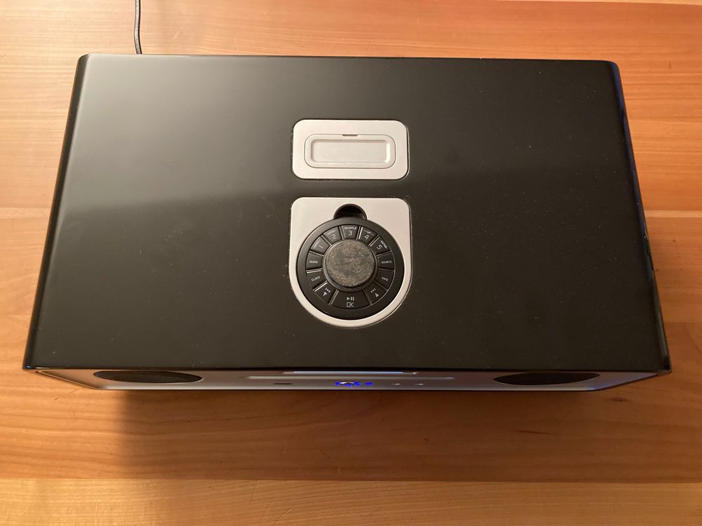 Ruark Vita Audio R4i DAB+ * Klavierlack Schwarz *** (Defekt) in Luzern ...