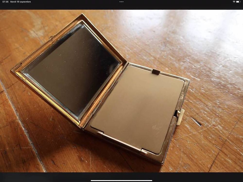 Patrys Poudrier ancien (D'occasion) à Les Collons pour CHF 50 – retrait ...