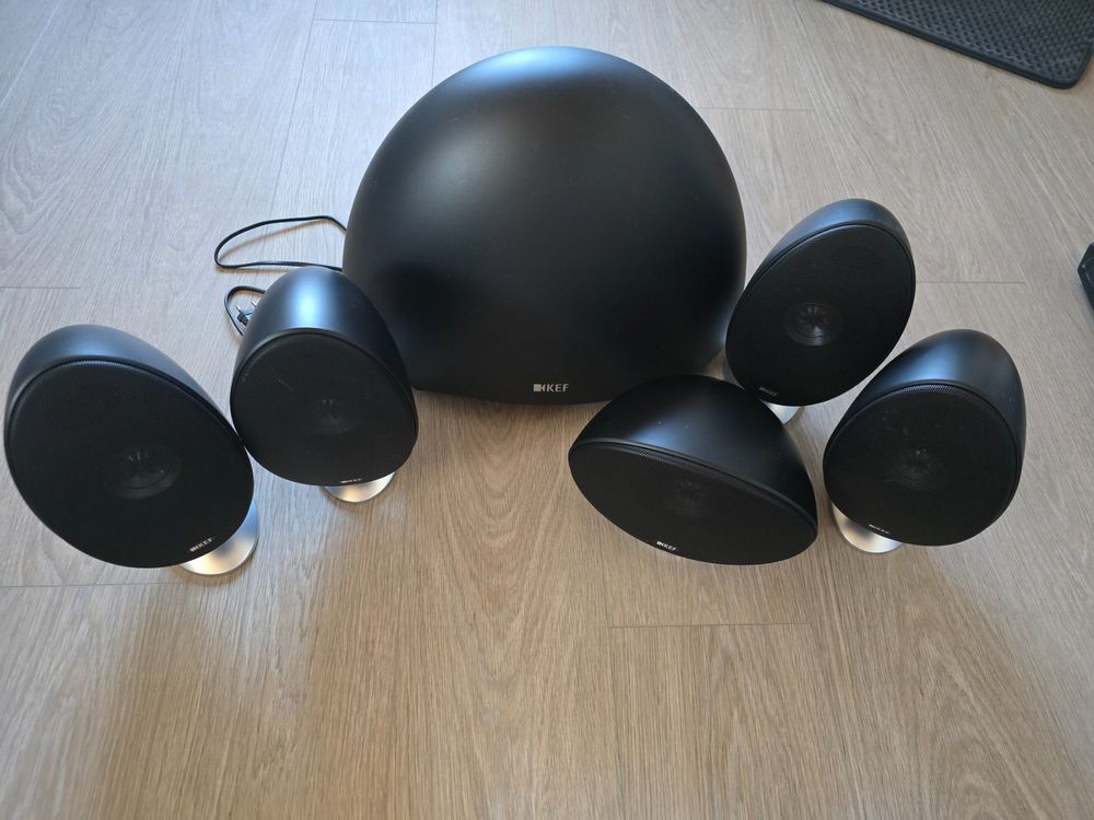 KEF E-2 Subwoofer inklusive 5 Speaker KEF E301 + c (Gebraucht) in Gurzelen für CHF 499 – mit ...