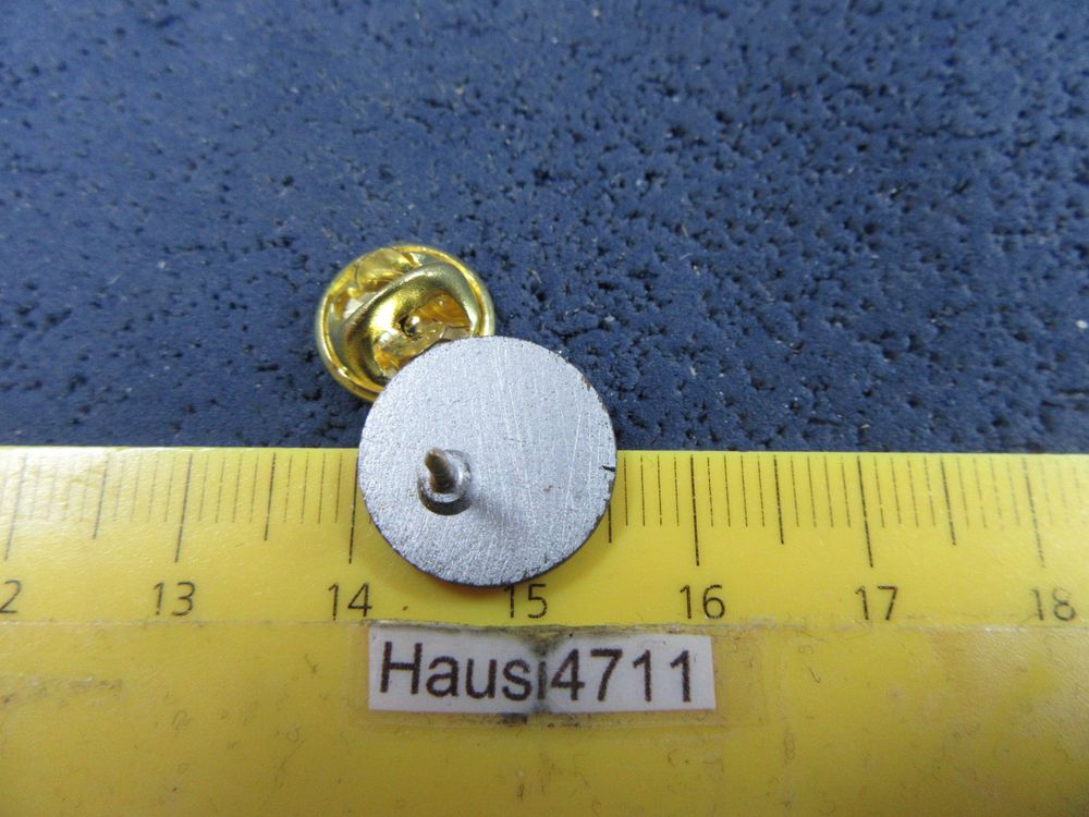 SCHÜTZEN PIN SCHWEIZ SPORT SCHMUCK-PIN KLEIN WURDE GETRAGEN (Gebraucht ...