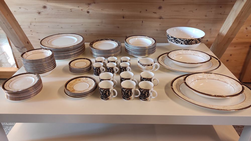 Wedgwood Cornucopia Service 91-teilig (Gebraucht) in Fulenbach für CHF ...