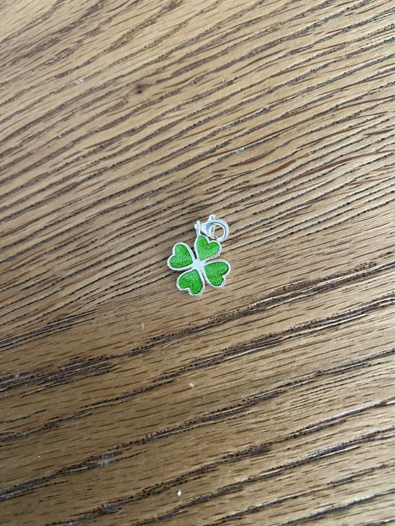 Thomas Sabo Charm Kleeblatt (Gebraucht) in Muri AG für CHF 19.9 – mit Lieferung auf Ricardo kaufen