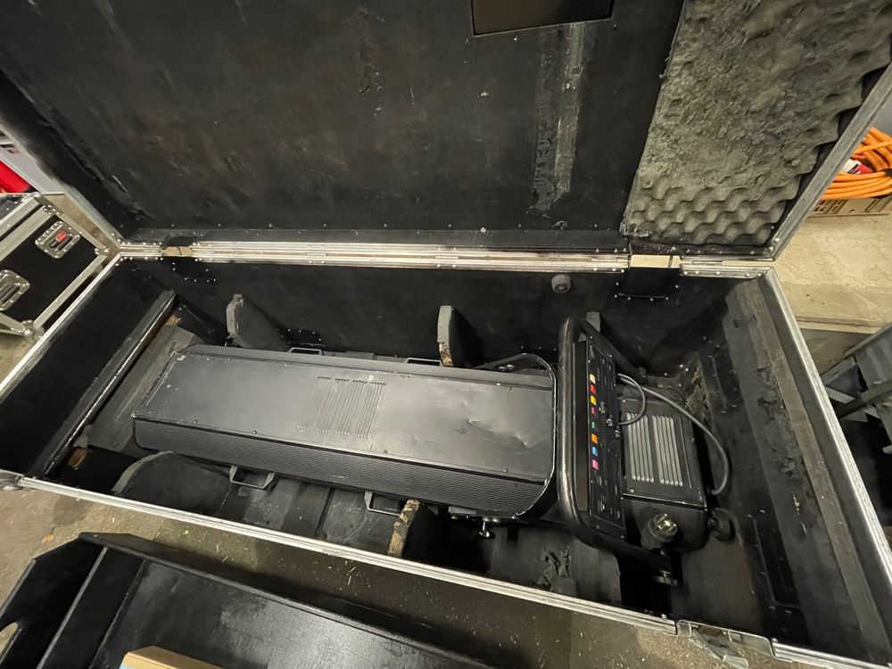 Followspot Clay Paky Shadow QS-LT HMI 1200 (Gebraucht) in für CHF 106 ...