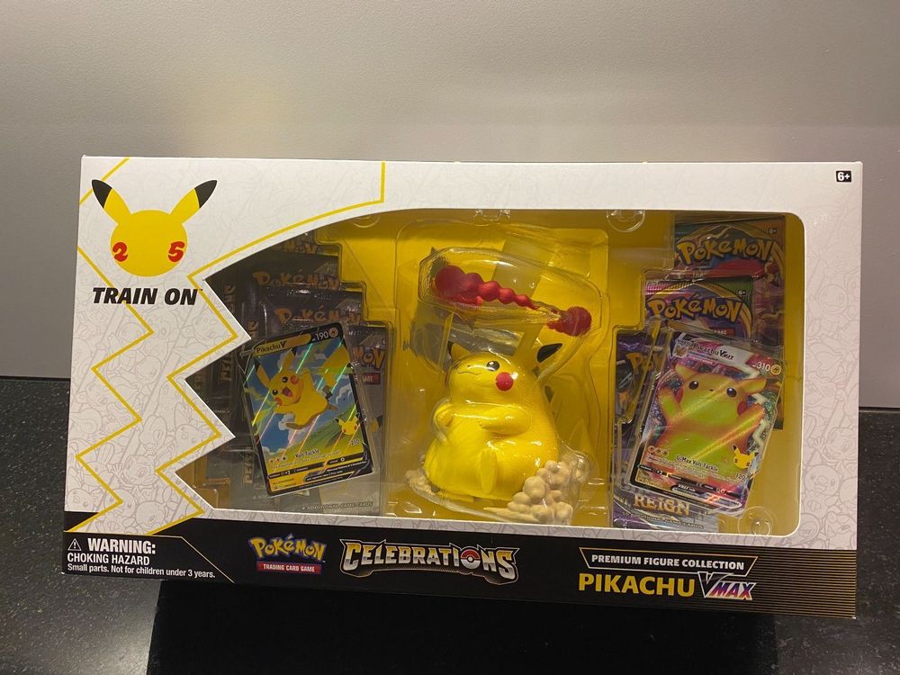 Pokémon Celebrations Pikachu VMAX Box (Neu und originalverpackt) in ...