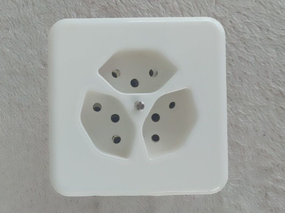Steckdose 3x Typ 13 Feller Standard UP (Gebraucht) in Strengelbach für ...