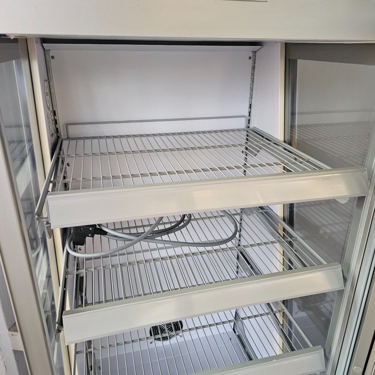 Red Bull Kuhlschrank Metro