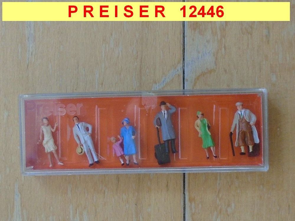 H0 / PREISER 12446, Passanten (Neu und originalverpackt) in Olten für ...