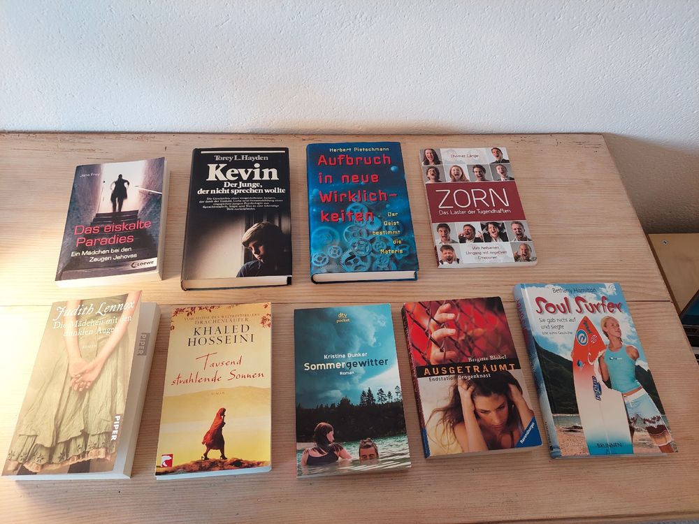 Jugendbücher, Romane, Sachbücher (Gebraucht) in Aarau für CHF 2 – nur ...