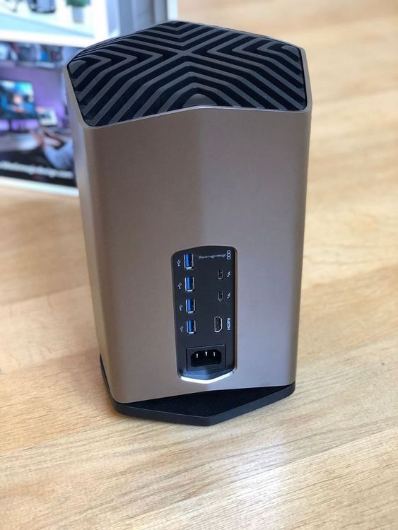 Blackmagic eGPU Radeon Pro 580 (Gebraucht) in Bulle für CHF 150 – mit ...