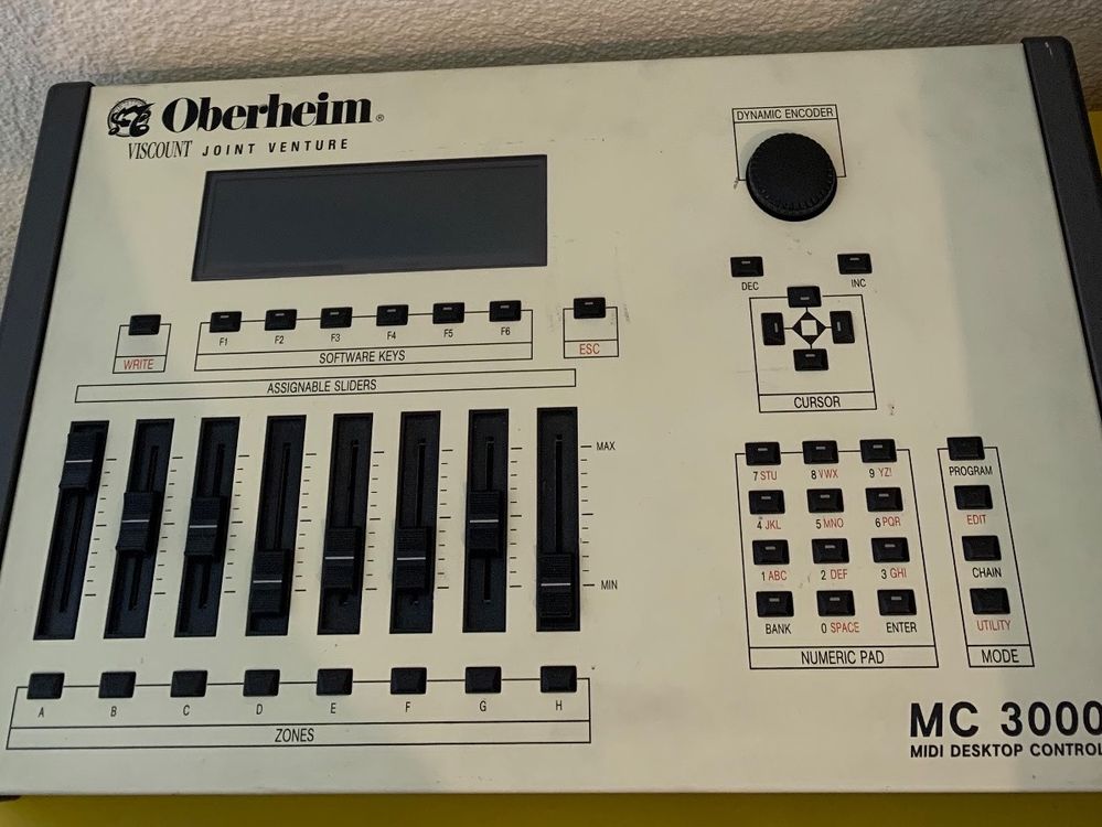 Oberheim MC3000d midi desktop controller (Gebraucht) in Walchwil für ...