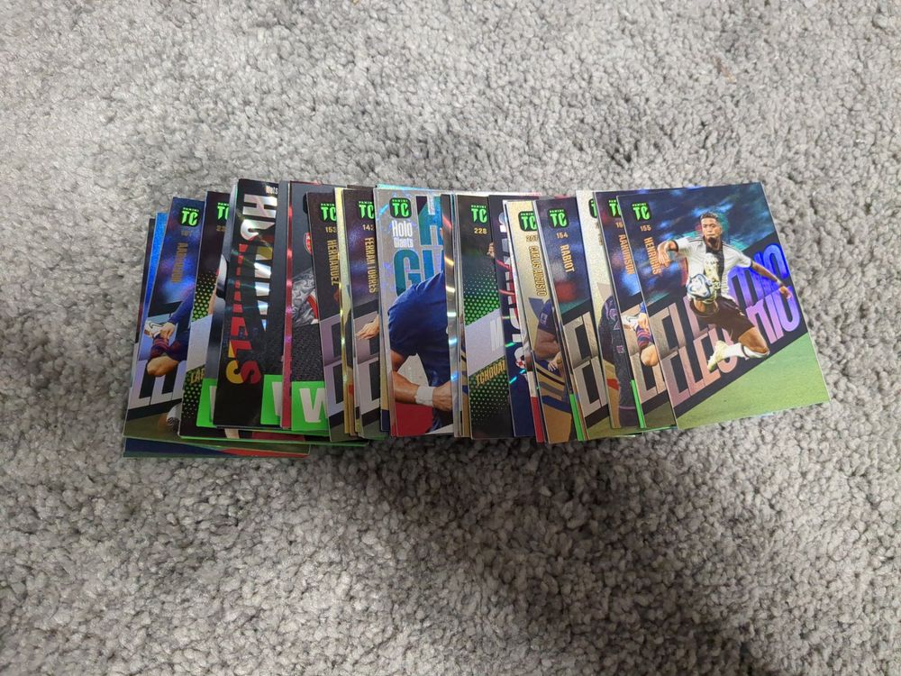 2024 Panini FIFA Top Class - 1 x Random Premium Karte (Neu (gemäss ...