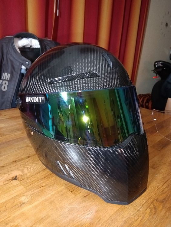 Bandit Alien 2 Carbon Helm S mit 2 getönten Visieren (Gebraucht) in ...