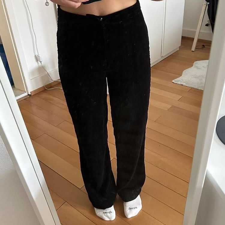 Stradivarius Samthose (Gebraucht) in Zollikerberg für CHF 10 – nur ...
