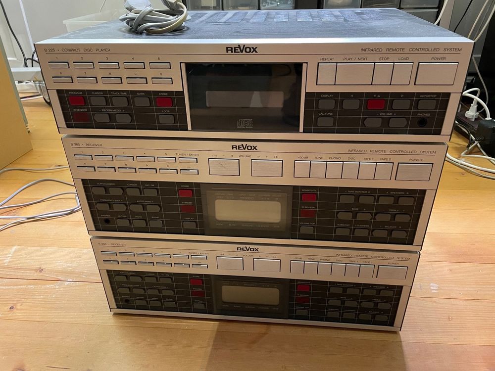 2x Revox B-285 und B-225 (Defekt) in Langenthal für CHF 488 – nur Abholung auf Ricardo kaufen