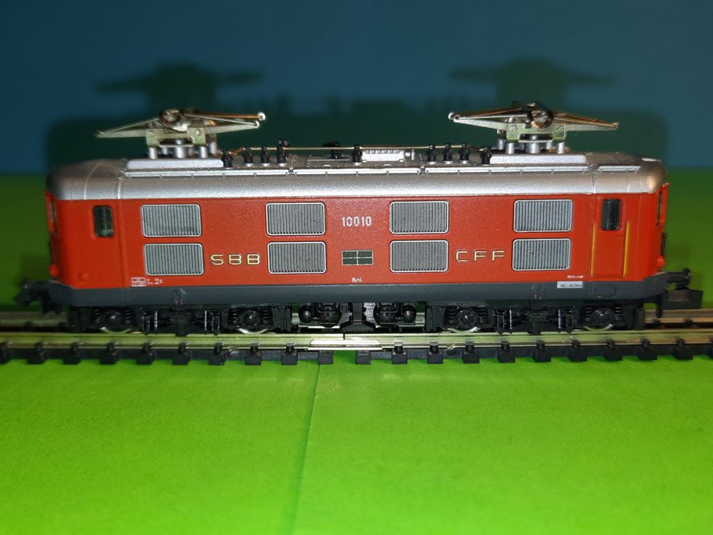 Hobbytrain 11013 Re 4/4 I no 10010, analogique (Gebraucht) in Malleray ...