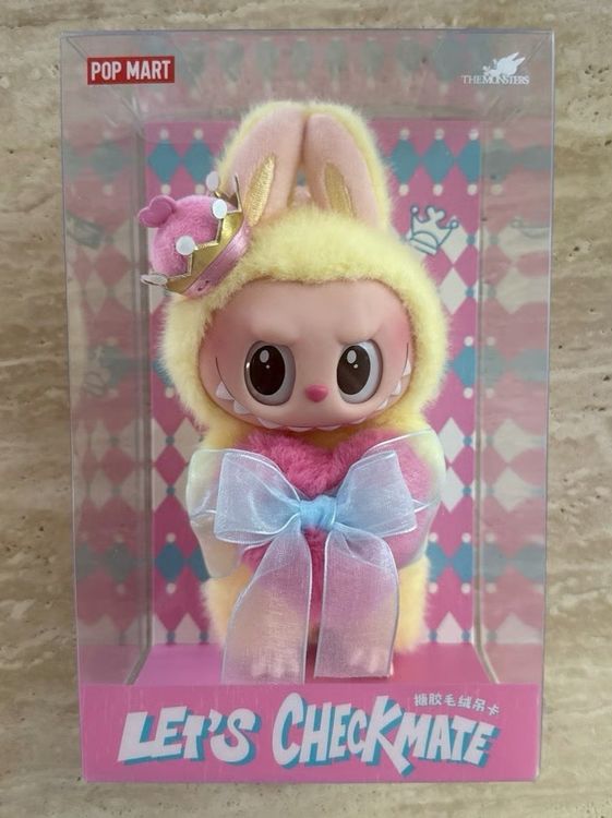1. Labubu Let's Checkmate Series- Gelb von Popmart (Neuf avec emballage ...