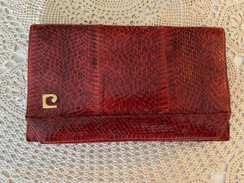 Rote Handtasche mit passendem Portemonnaie (Gebraucht) in Eggersriet für CHF 25 – mit Lieferung ...