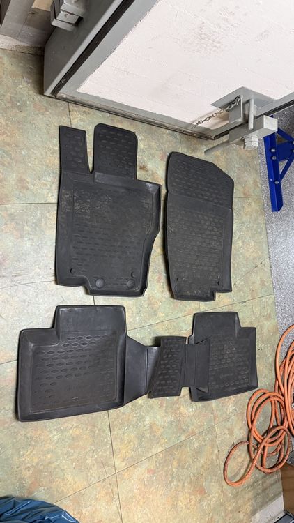 Mercedes ML W164 Gummimatten wintertauglich komplettset (Gebraucht) in ...