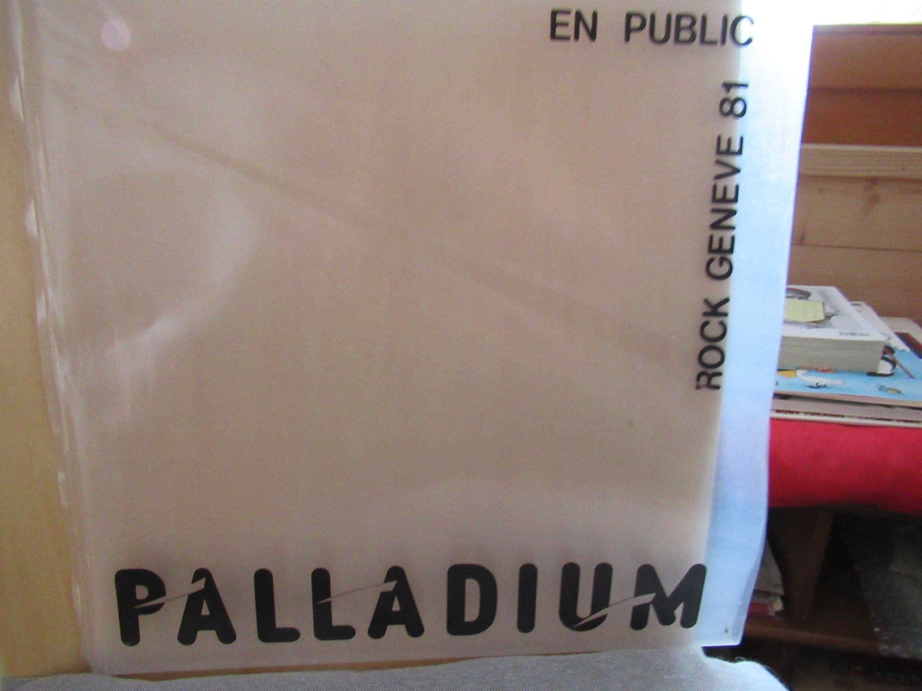 PALLADIUM ROCK GENEVE 81 (D'occasion) à Grône pour CHF 55 – avec ...