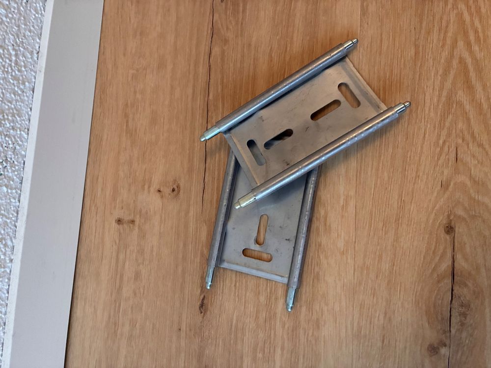 halterung für Wechselschild (Gebraucht) in Henggart für CHF 1 – nur ...