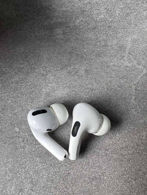 Écouteurs sans fil Apple AirPods Pro Original (Gebraucht) in Le Lignon ...