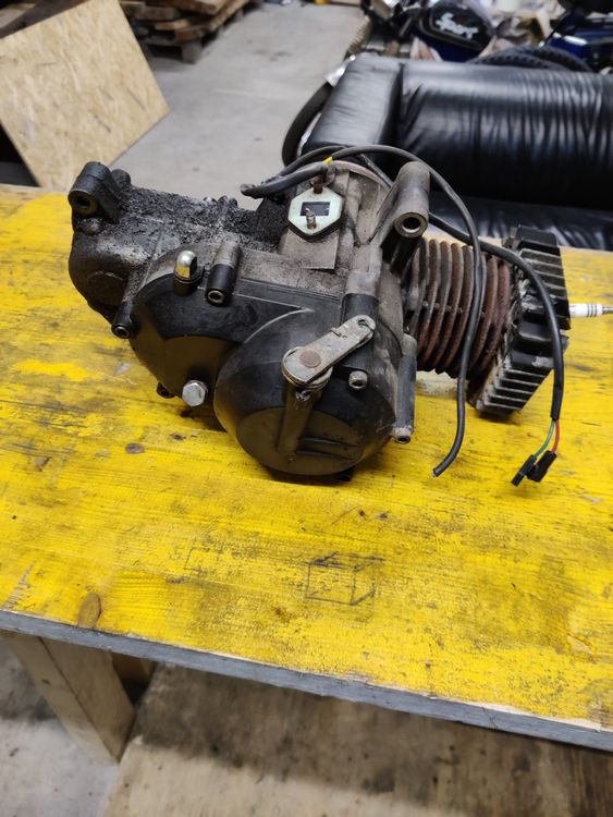 Pony gtx 521 Motor (Defekt) in Steinen für CHF 151 – mit Lieferung auf Ricardo kaufen