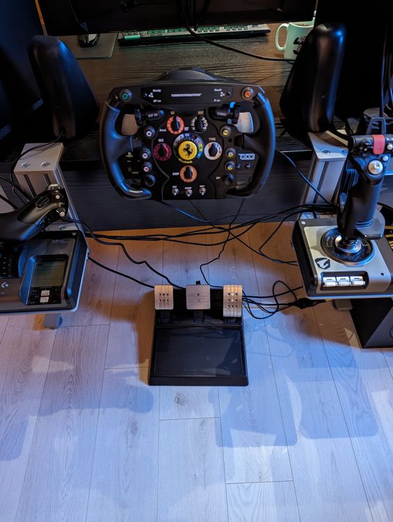 Thrustmaster T300 RS GT Edition Wheel + F1 Add-on | Kaufen auf Ricardo