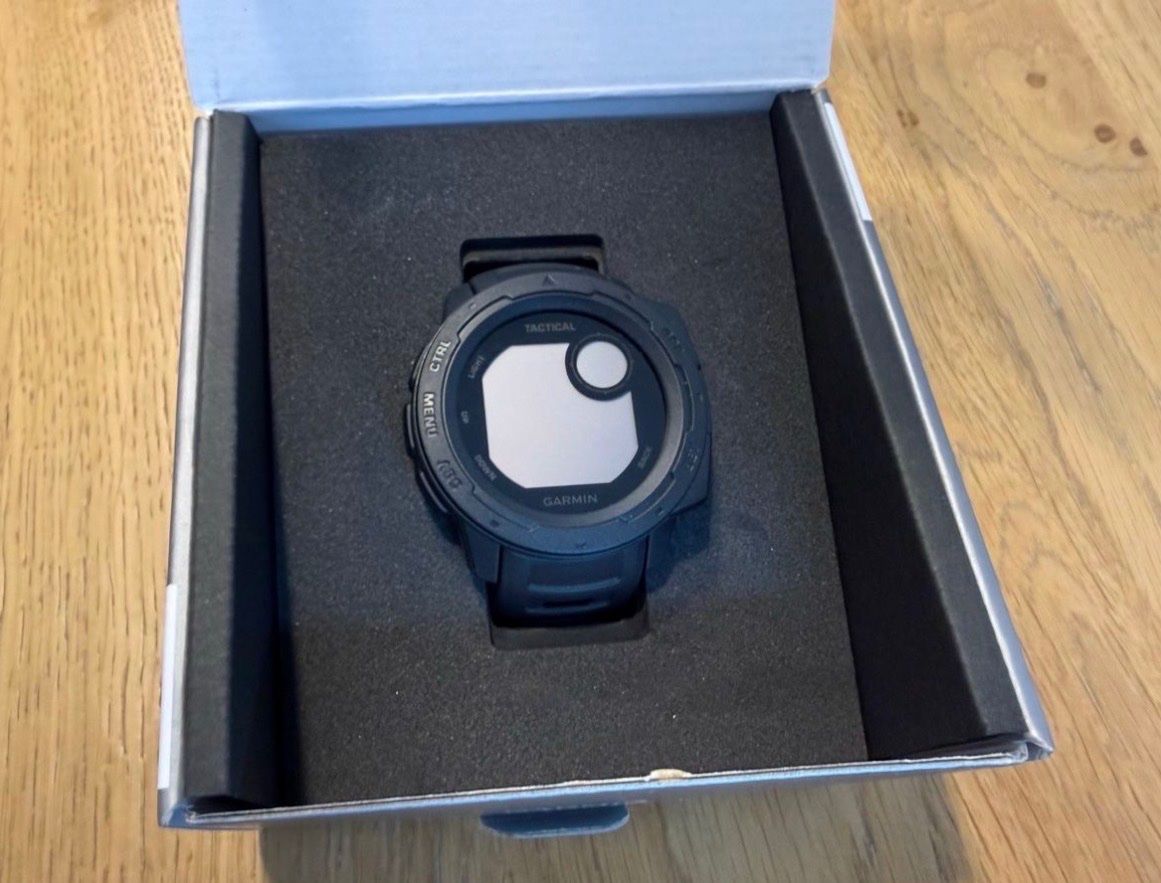 Garmin Instinct Tactical – Rugged GPS Watch – Neu & ungetrag (Neu und ...