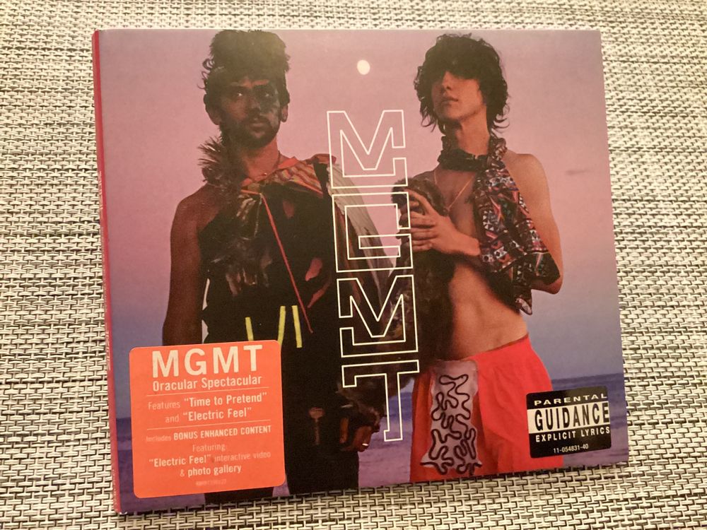 MGMT – Oracular Spectacular (Digipack) | Kaufen auf Ricardo