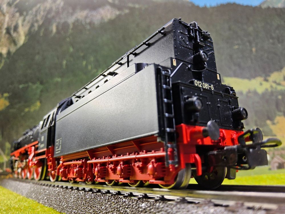3610 Märklin _ Öltender Dampflokomotive BR 012 der DB (Gebraucht) in ...