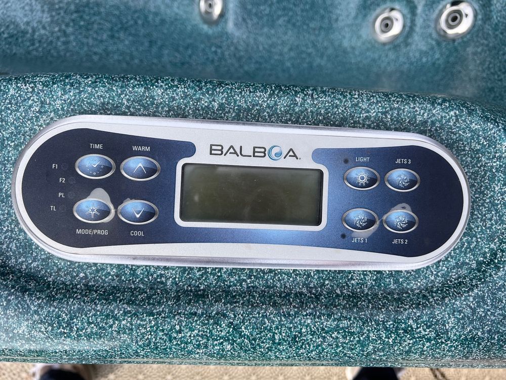 Whirlpool, Jacuzzi von Balboa 2mx2m (Defekt) in Lachen SZ für CHF 255 ...