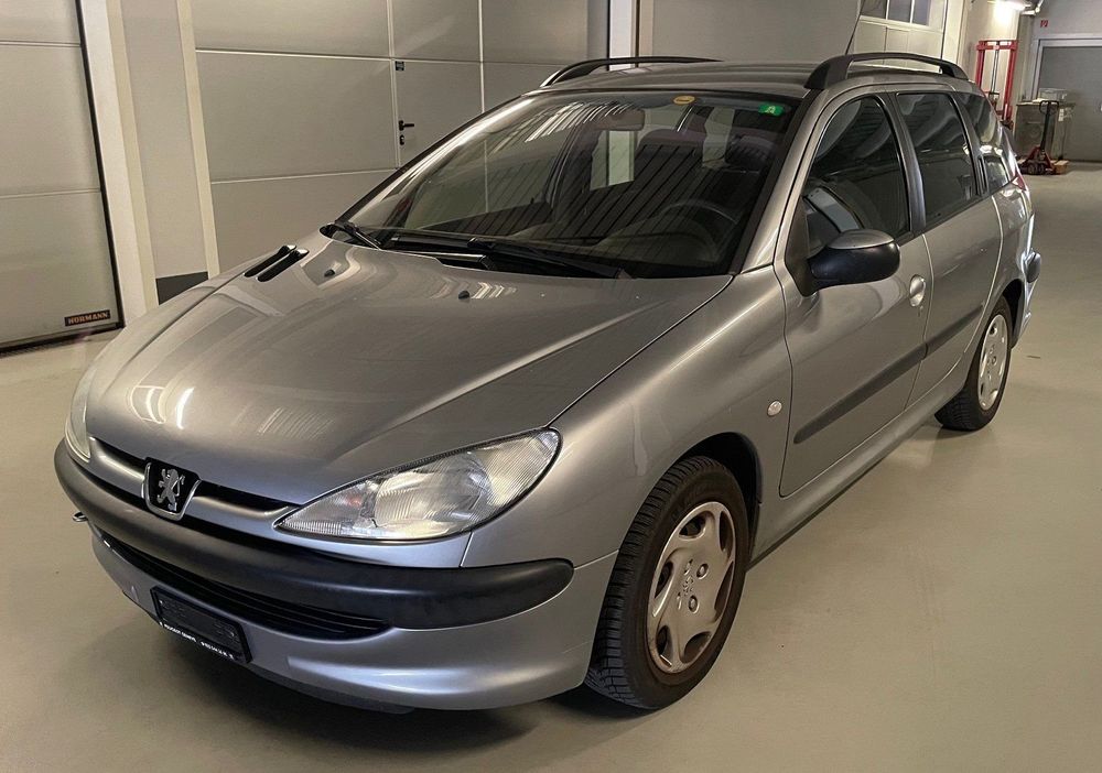 Peugeot 206 sw 1.4, expertisée du jour. (D'occasion) à Cheseaux-sur ...