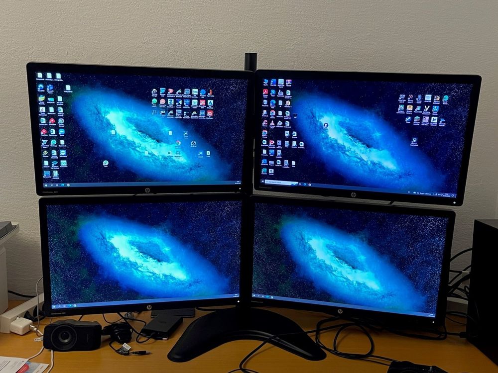 Quad Monitor Setup (Monitore, Kabel und Ständer inkl.)23Zoll | Kaufen ...
