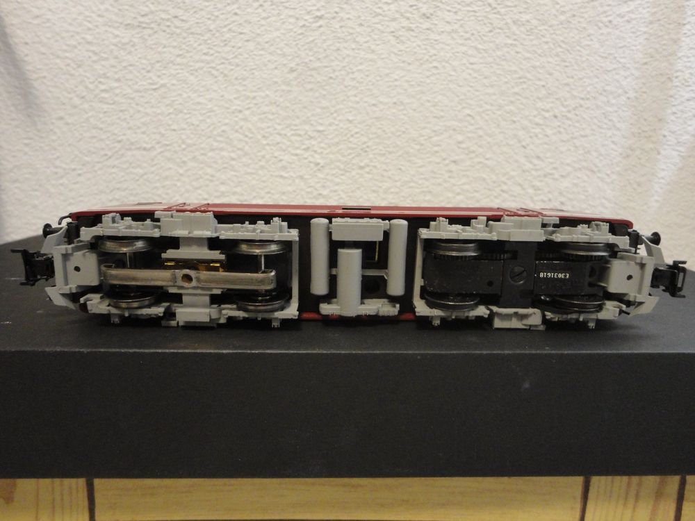 Märklin E-Lok BR 243 DR H0 (Gebraucht) in Berikon für CHF 50 – mit ...