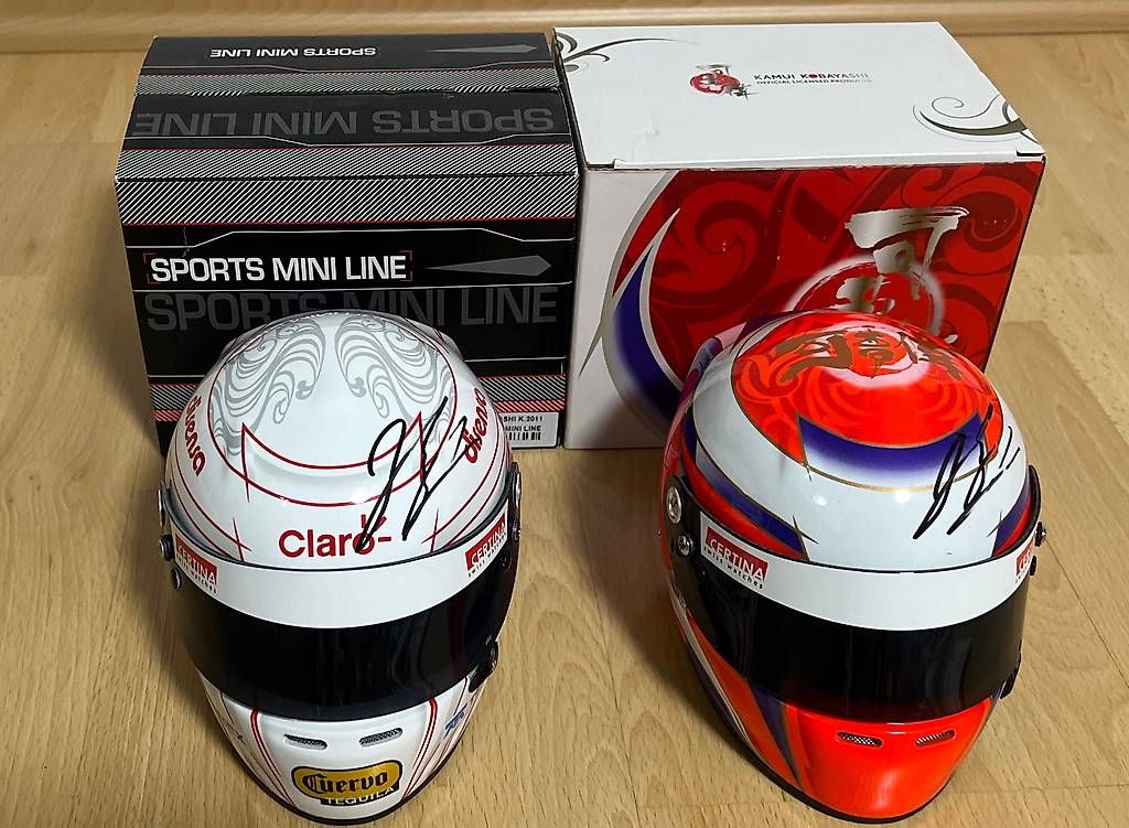 2× Kamui Kobayashi Helme Sauber F1 signiert 1:2 (Gebraucht) in Birr für ...