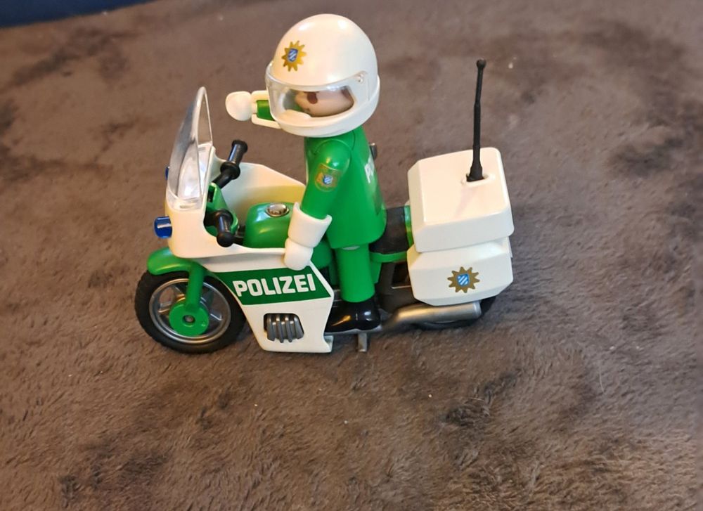 Playmobil Polizei Motorrad (Gebraucht) in Breitenbach für CHF 9 – mit Lieferung auf Ricardo kaufen
