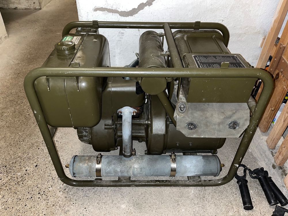 Generator Armee MAG 2.5kva Defekt (Gebraucht) in Illnau für CHF 61 ...