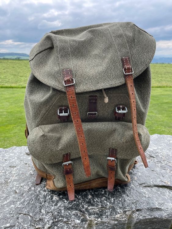 Alter Militärrucksack, alter Schweizer Armeerucksack 1969 | Kaufen auf ...