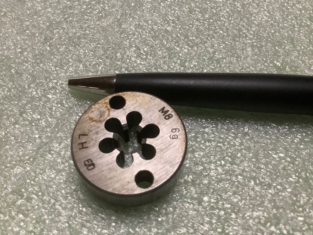 M8 Links Schneideisen, neu von ESO Swiss (Neu (gemäss Beschreibung)) in Widnau für CHF 19 – mit ...