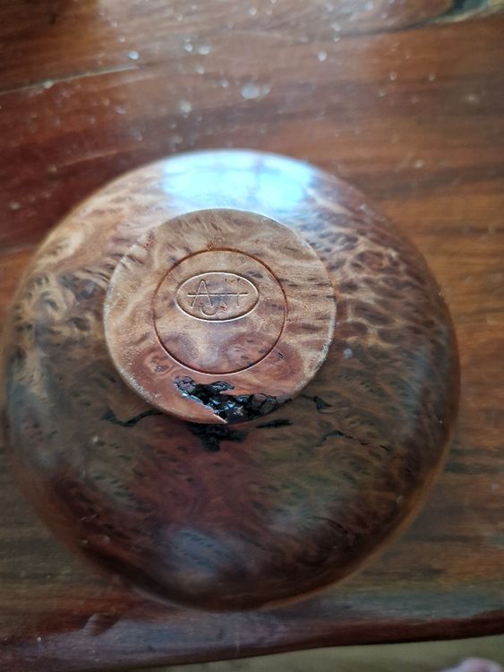 Schale aus schönem Holz mit Kolibri (Gebraucht) in Jona für CHF 50 ...