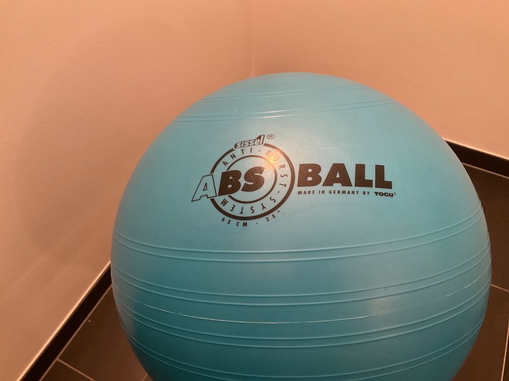 Physio - / Gymnastik - Ball, Durchmesser 65 cm, von sissel | Kaufen auf ...