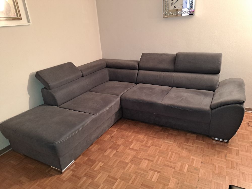 Ecksofa L 230, R 265, fast 1 Jahre alt. Stoff. Wie Neu. (Gebraucht) in ...