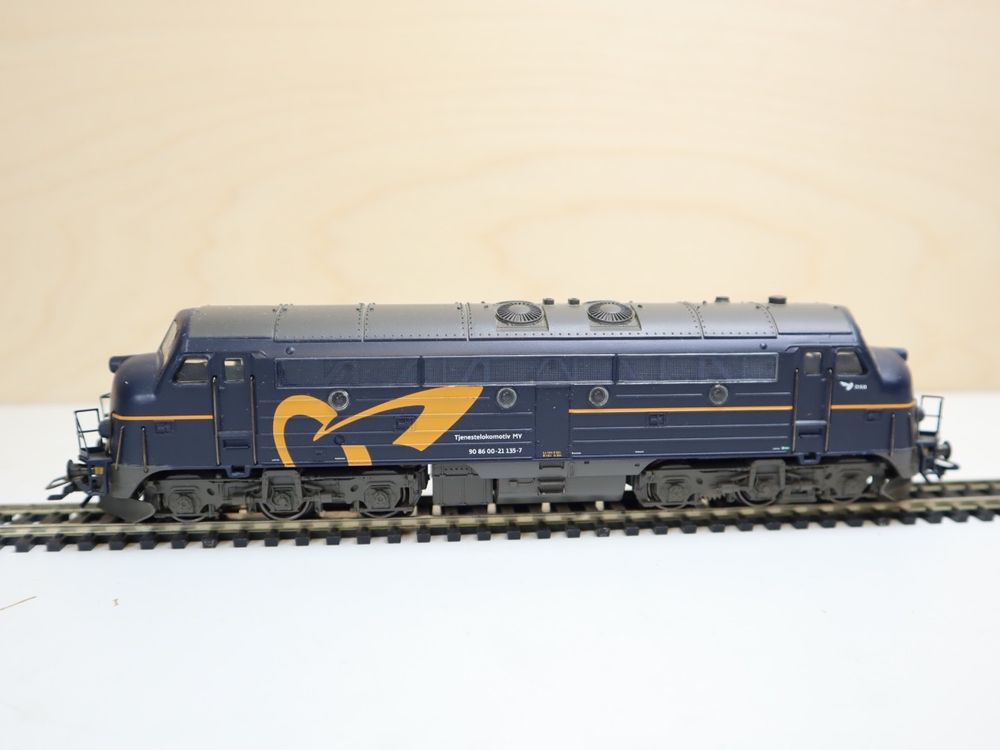 Märklin DSB Diesellok MY 1100 - 37667 - MFX + Sound - H0 | Kaufen auf ...