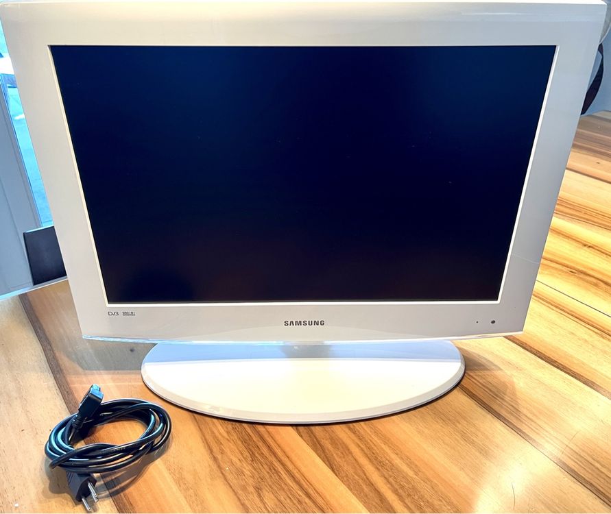 Samsung TV 55cm Diagonale (Gebraucht) in Elgg für CHF 7 – nur Abholung ...