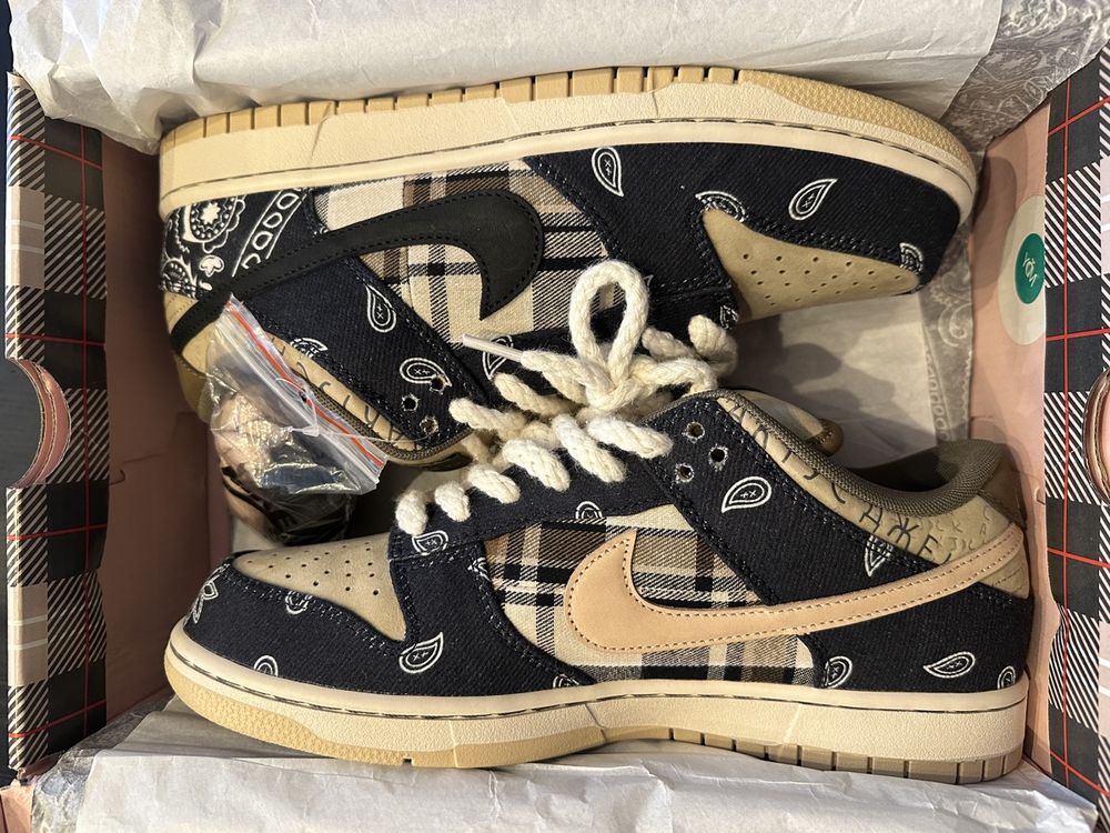 Nike SB Dunk Low Travis Scott (Special Box) (Neu und originalverpackt ...