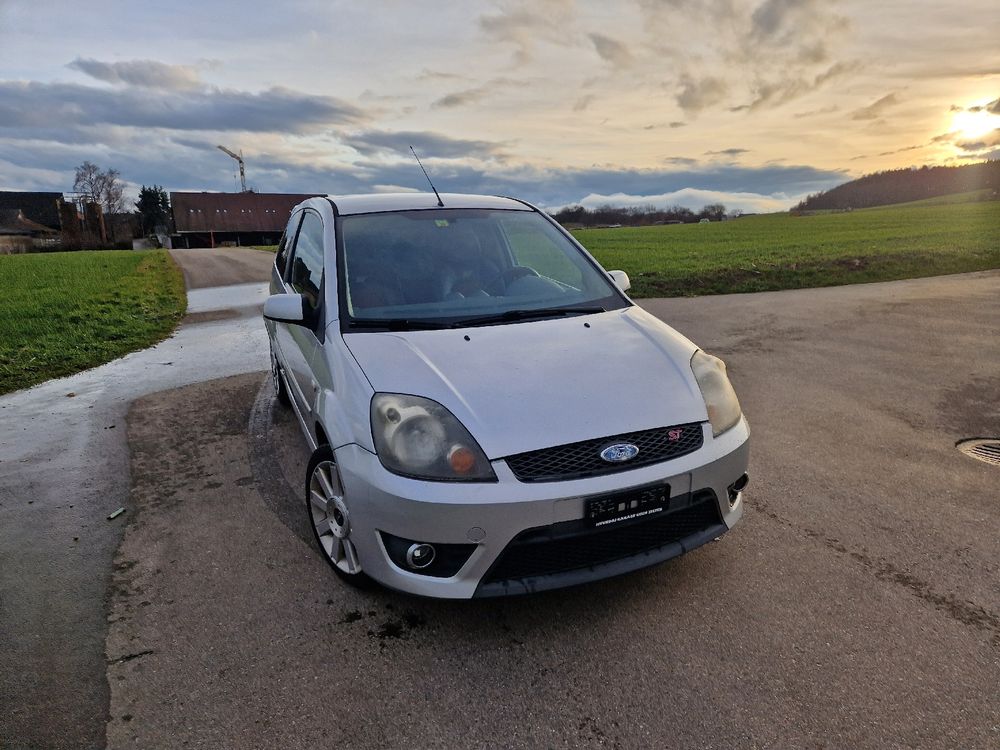Ford Fiesta St 150Ps (Defekt) in für CHF 827 – nur Abholung auf Ricardo ...