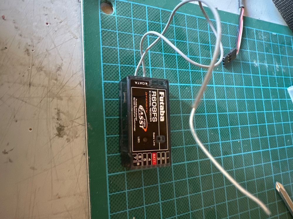 Récepteur Futaba R608FS (Gebraucht) in La Neuveville für CHF 25 – mit ...