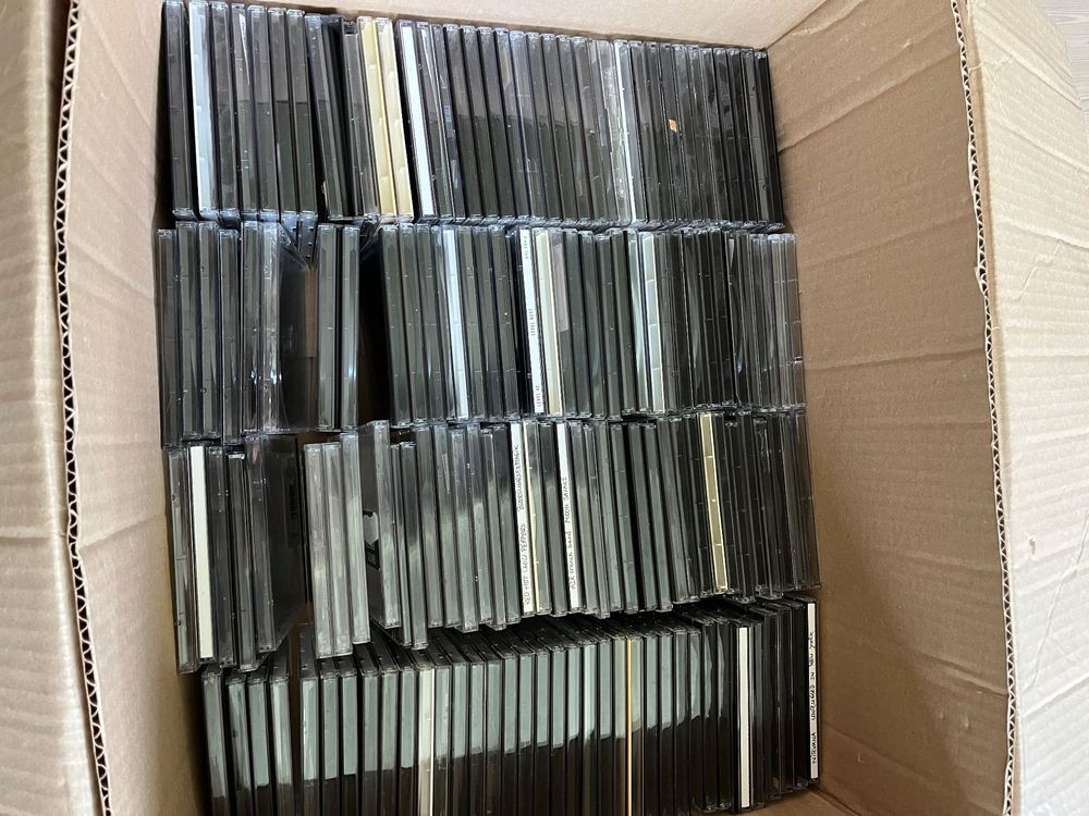 circa 200 leere CD/DVD- Hüllen | Kaufen auf Ricardo